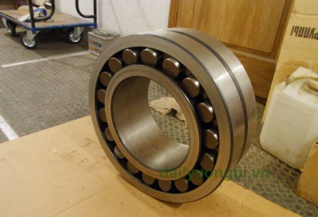 Vòng bi bạc đạn SKF 23256CC/W33